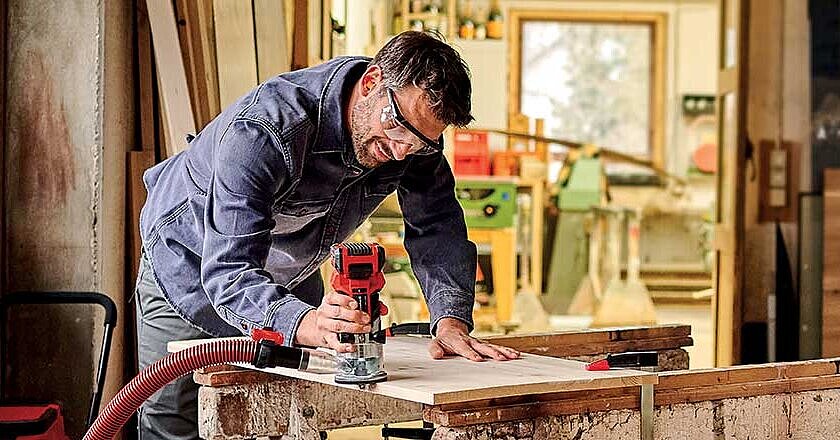 Wood milling machines: Routers & flat dowel cutters